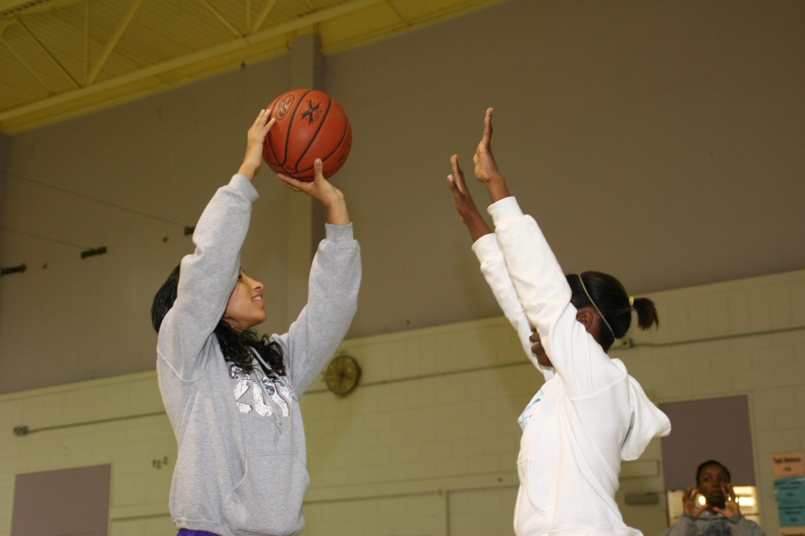 BASKETBALL