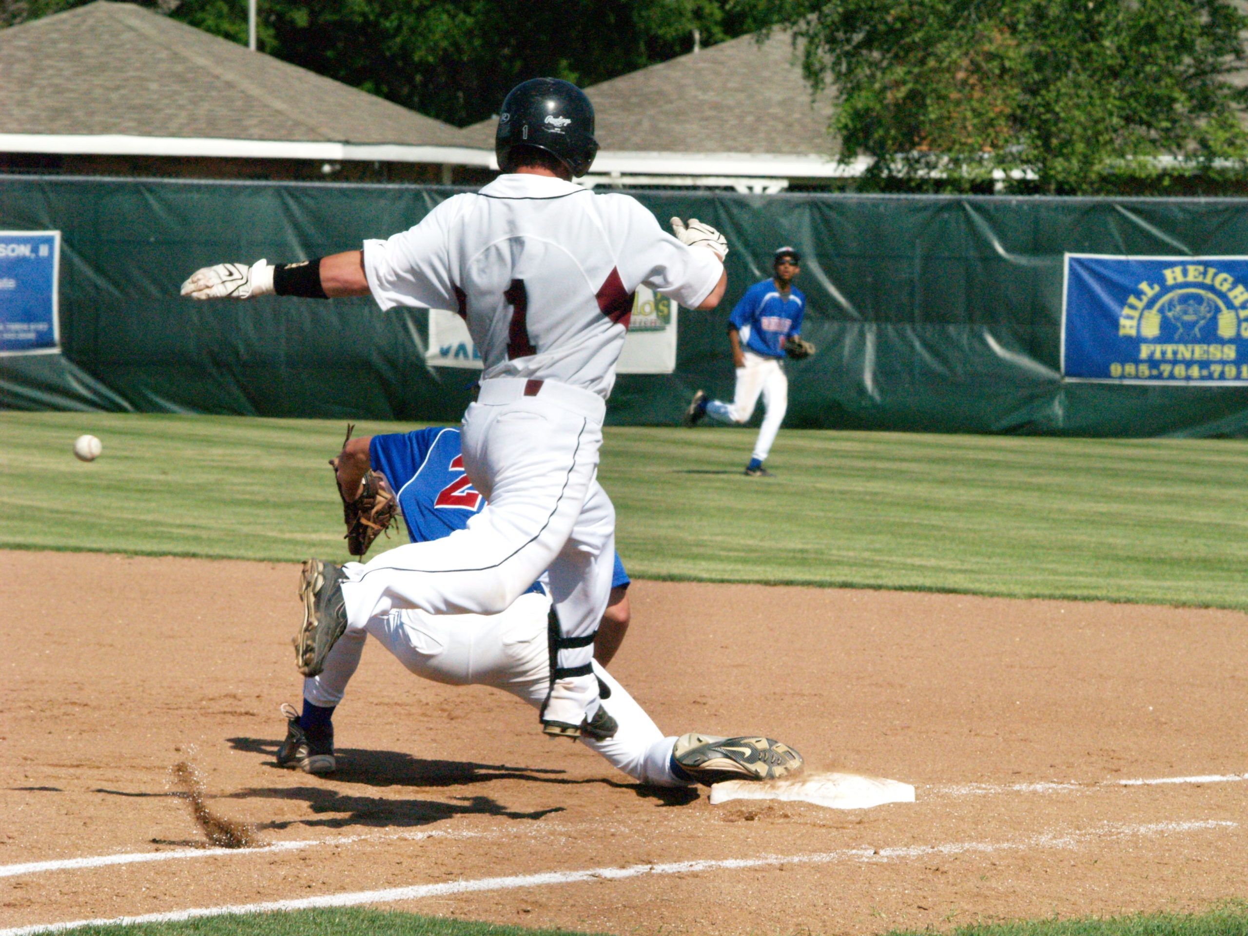 Destrehan makes it look easy in 9-1 victory